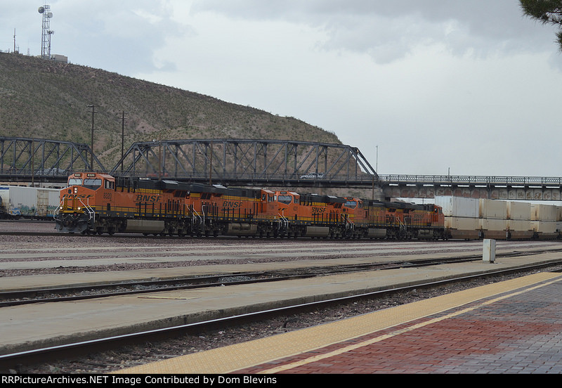 BNSF 8320